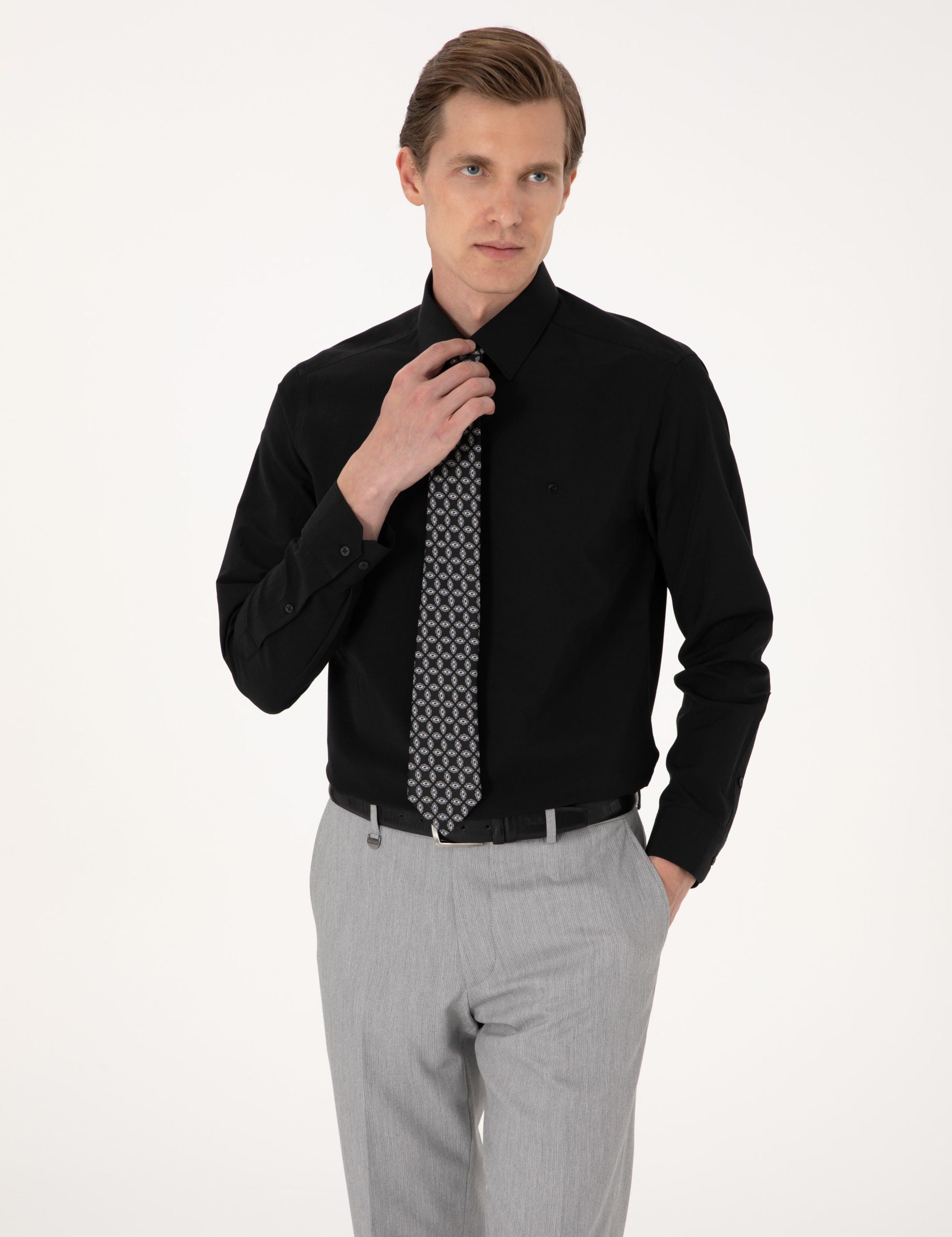 پیراهن کلاسیک مردانه پیرکاردین کد 50316742-VR046